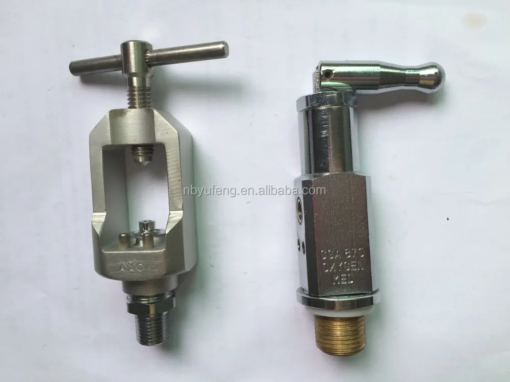 Male Connection Pin Index Yoke Connector With Cylinder And Regulator ...