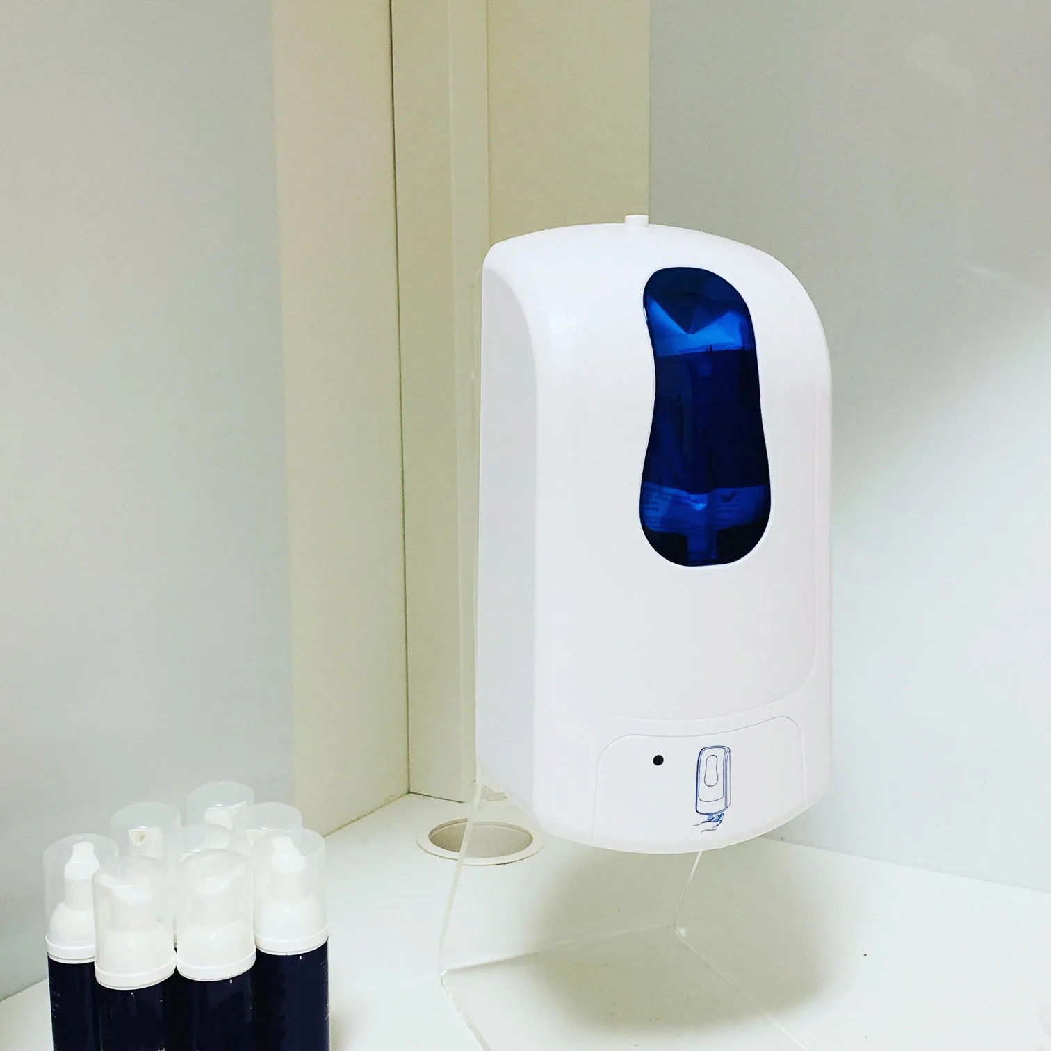 2019 Hot Selling Table Stand Acrylic Sign Holder Automatic Soap ...