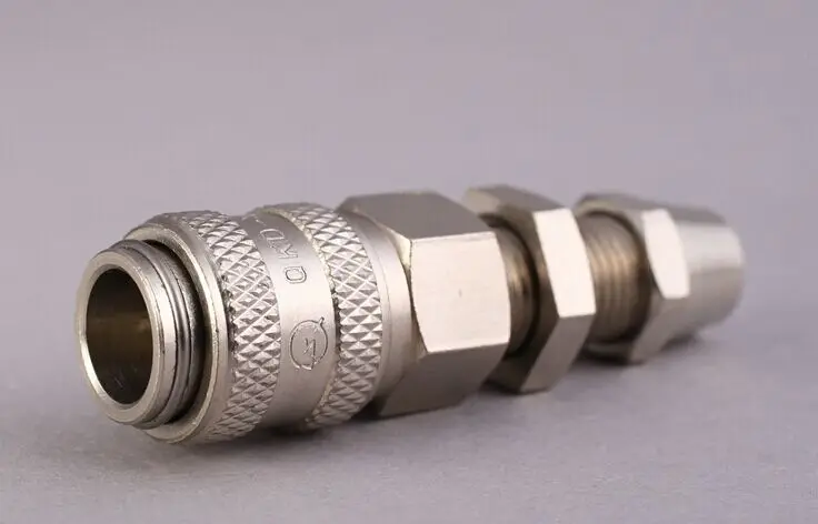 IMPA 850303 Automatic Reverse-Flow Prevention Couplings