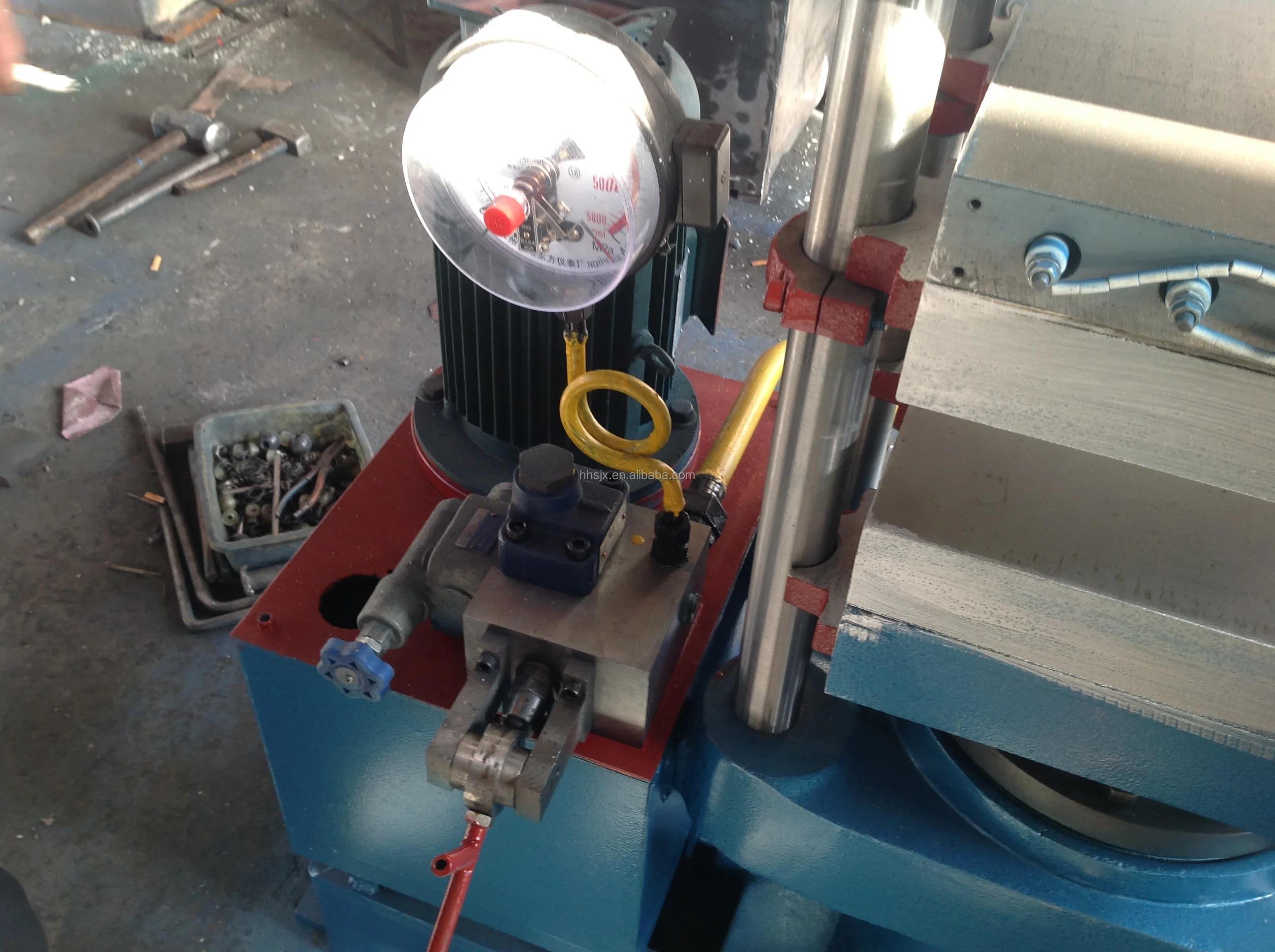 Lab Vulcanizing Machine - Efficient Escalator Handrail Repair