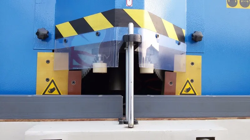 Aluminum Casement Sliding Window Picture Frame 45 Degree Cutting ...