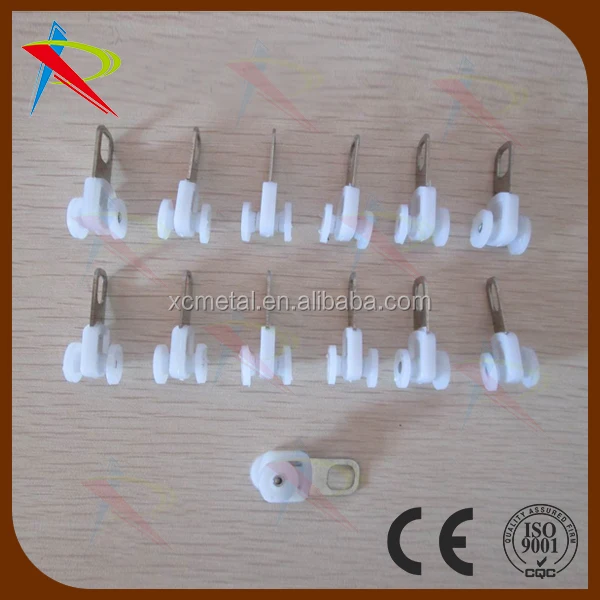 Plastic Curtain Runner Roller For Curtain Rail And Track - Buy Plastic ...