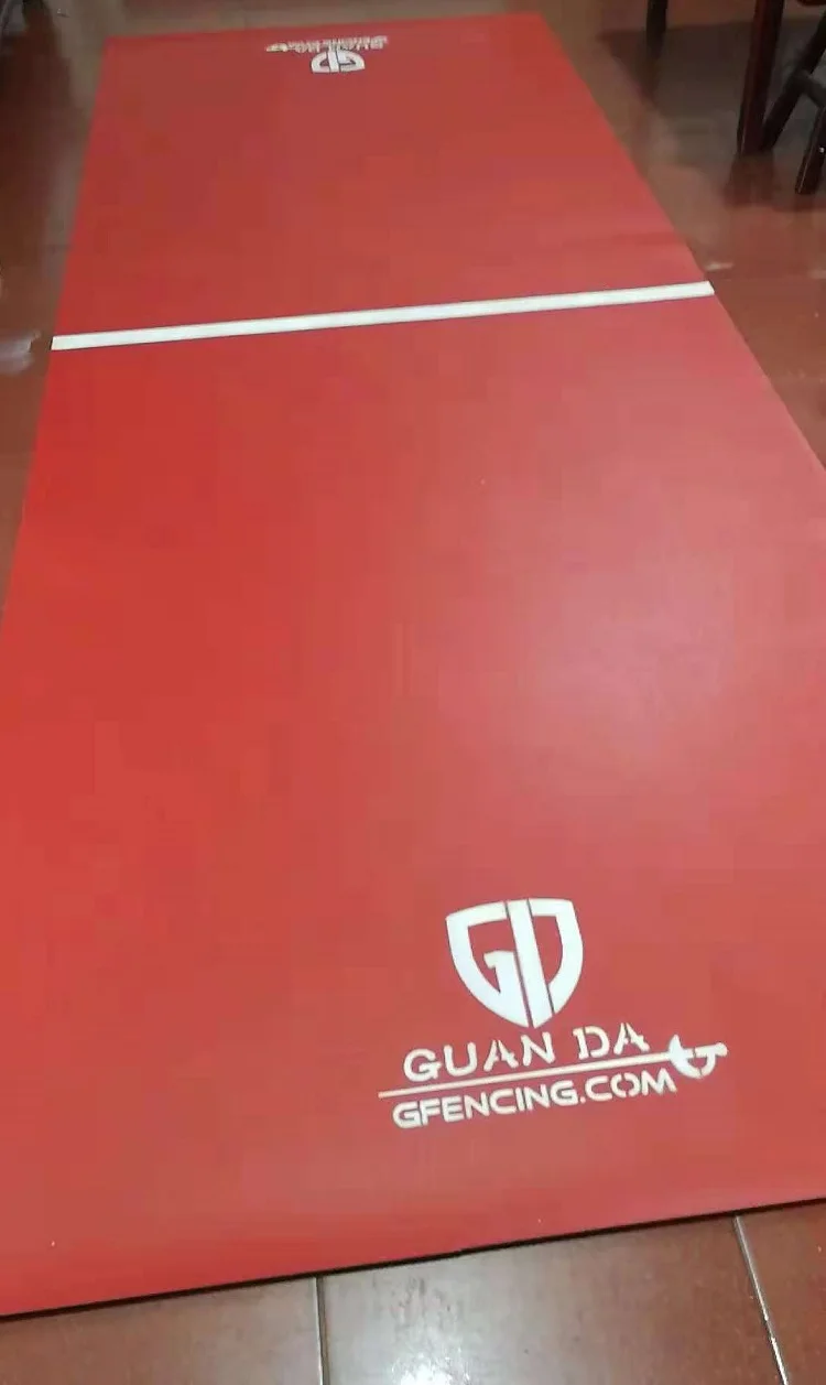 Rubber Fencing Piste 1.5m*16m - Durable and Customizable