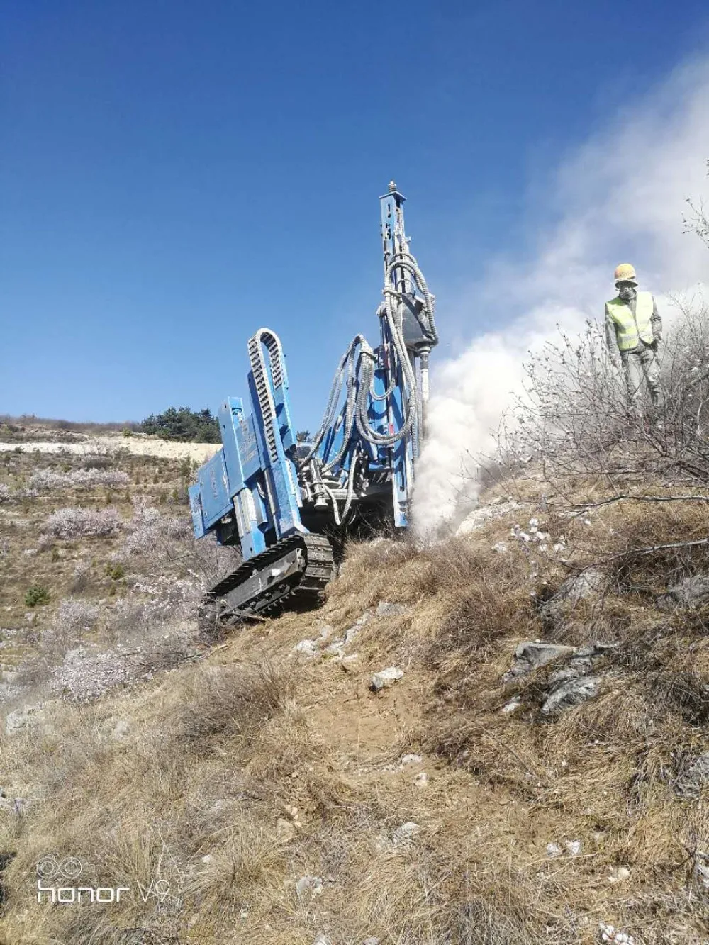 Solar Ramming Piling Pile Driver Machine for Solar Farms