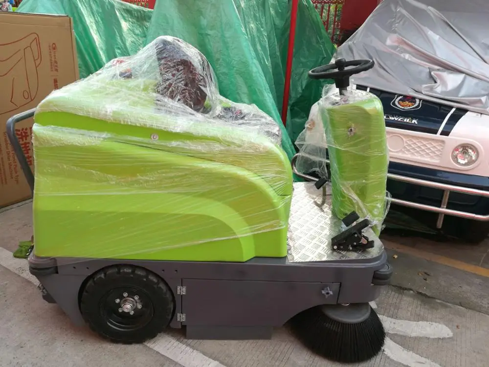 Top Design Driving Type Automatic Strret Cleaning Sweeper Environmental ...