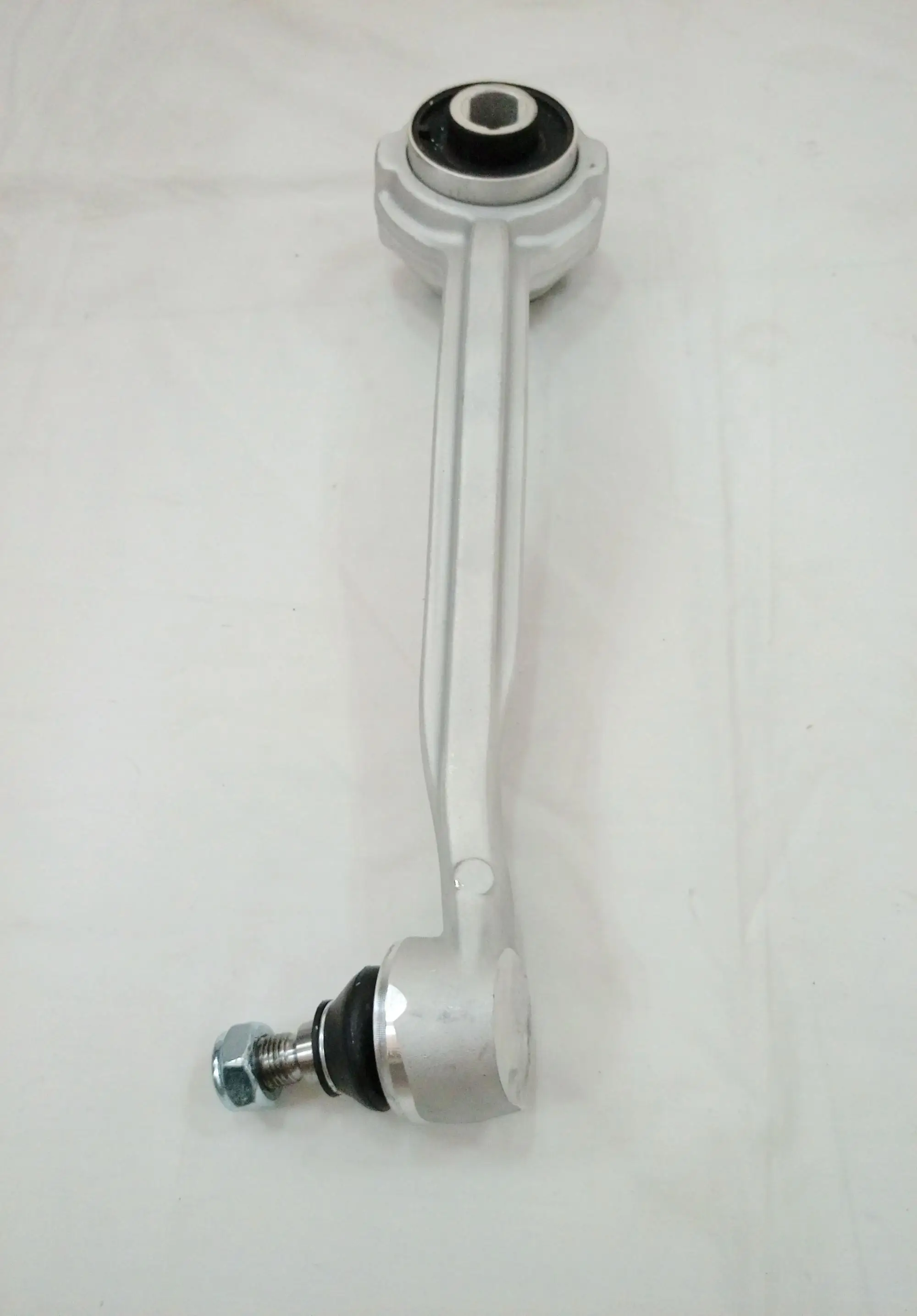 For Mercedes-benz W203 203 330 39 11 203 330 40 11 Front Axle Upper ...