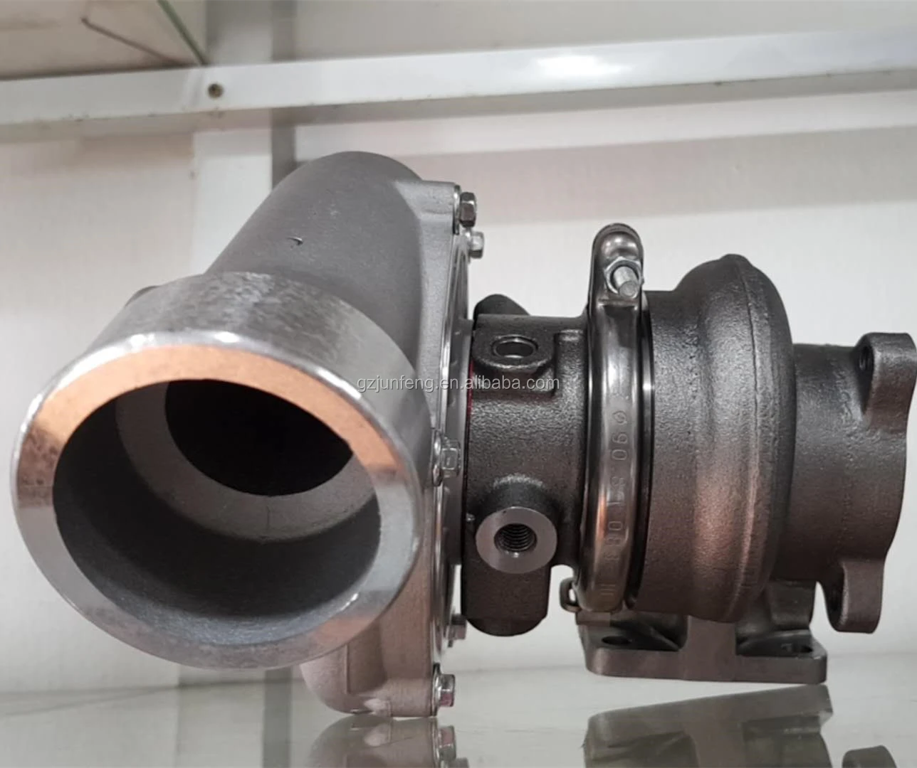 Greddy RHF55V Turbocharger for Isuzu 4HK1 Engine Performance