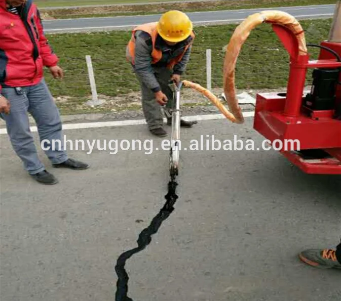 Hot Melt Kettle Asphalt Crack Router Road Sealing Machine - Buy Hot Tar ...