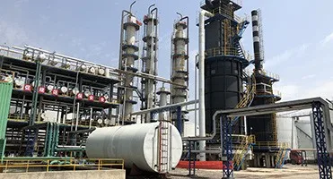 Advanced Crude Oil Refinery - Efficient & Environmentally Friendly