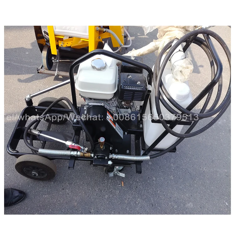 Small Sprinkler Machine Bitumen Spreader Emulsified Asphalt Sprayer ...
