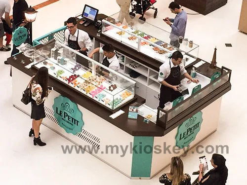Good design of mall macarons kiosk with display showcase