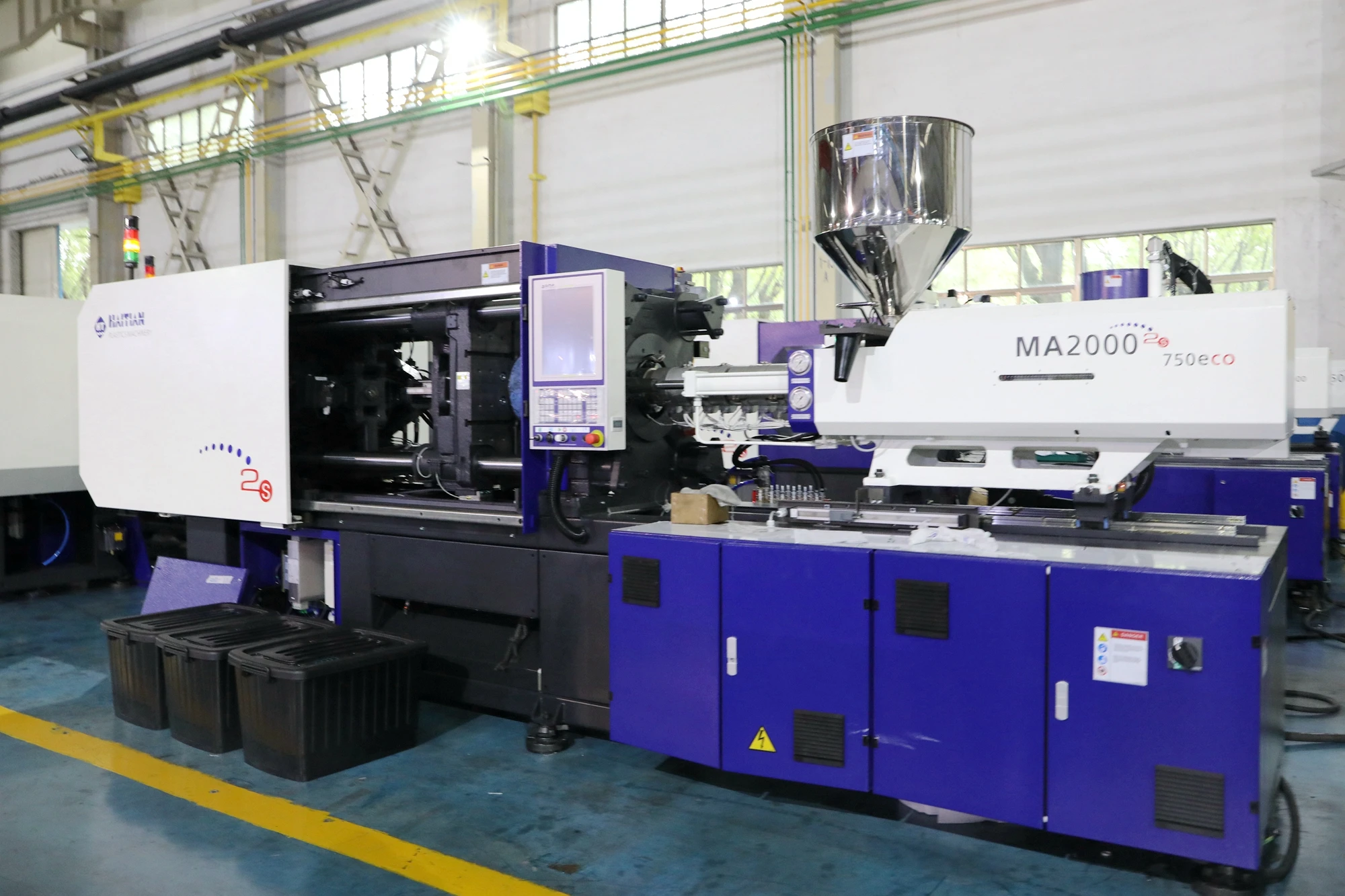 Haitian Servo Drive Energy-saving Injection Molding Machine - Buy ...