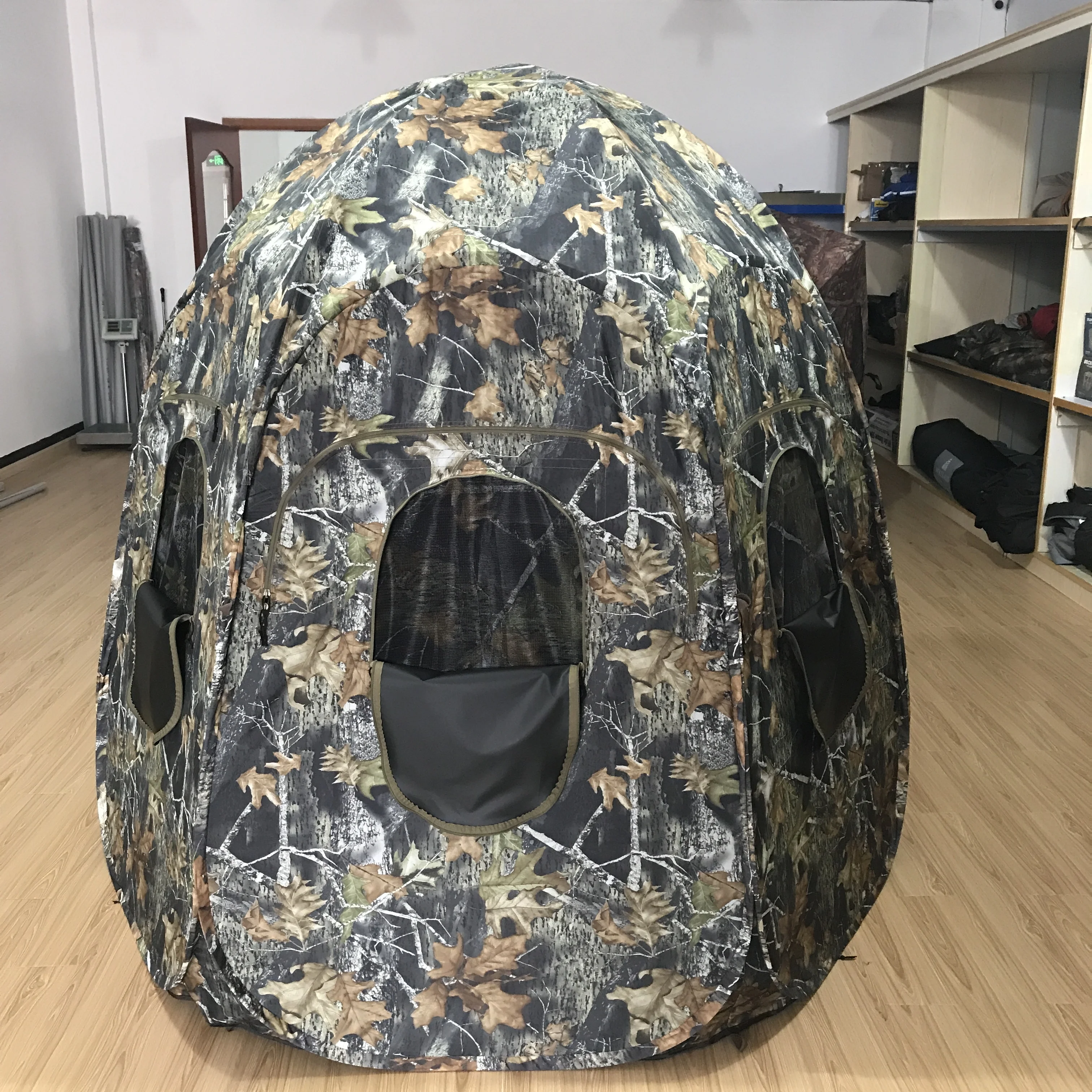 Hexagon Hunting Tent - Portable Blind for 3-4 People