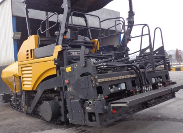 4.5m Mini Road Machine Asphalt Paver (RP452L) - MAFAL