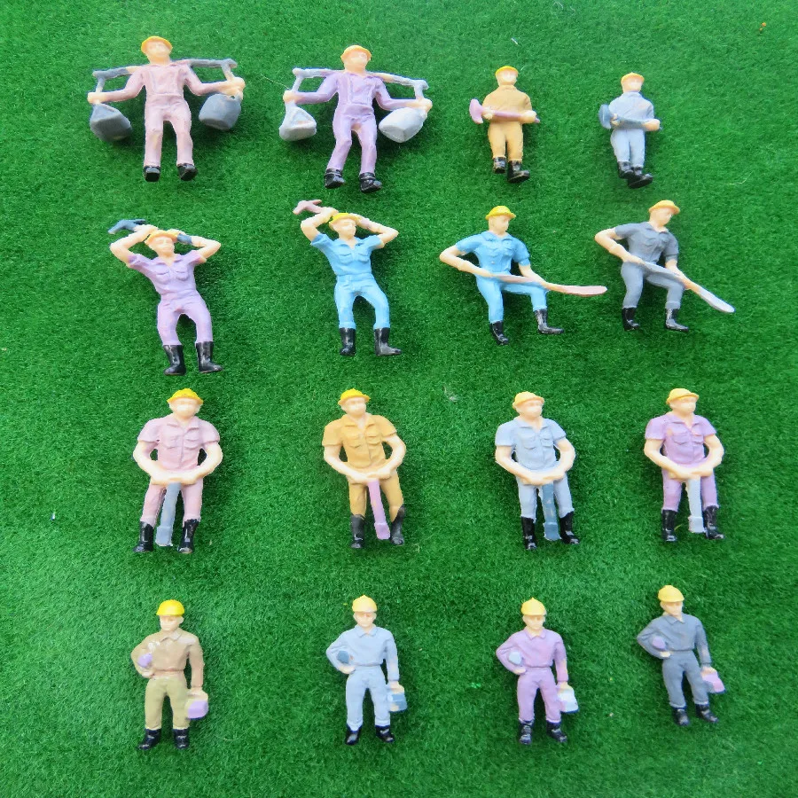 Plastic Miniature HO Scale Figures Worker in 1/87 and 1/50