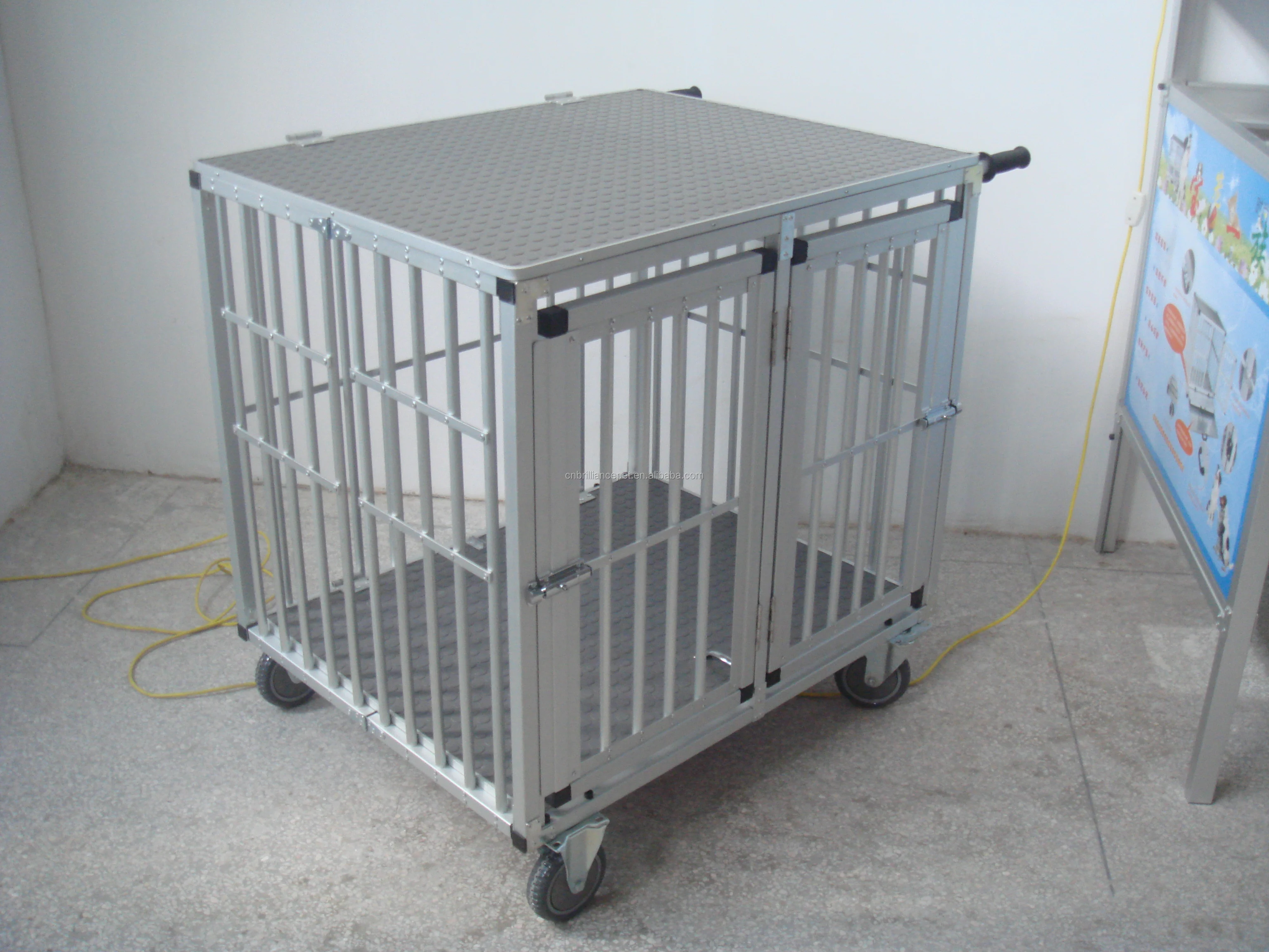 Pet Show Trolley - Sustainable & Durable Dog Travel Solution