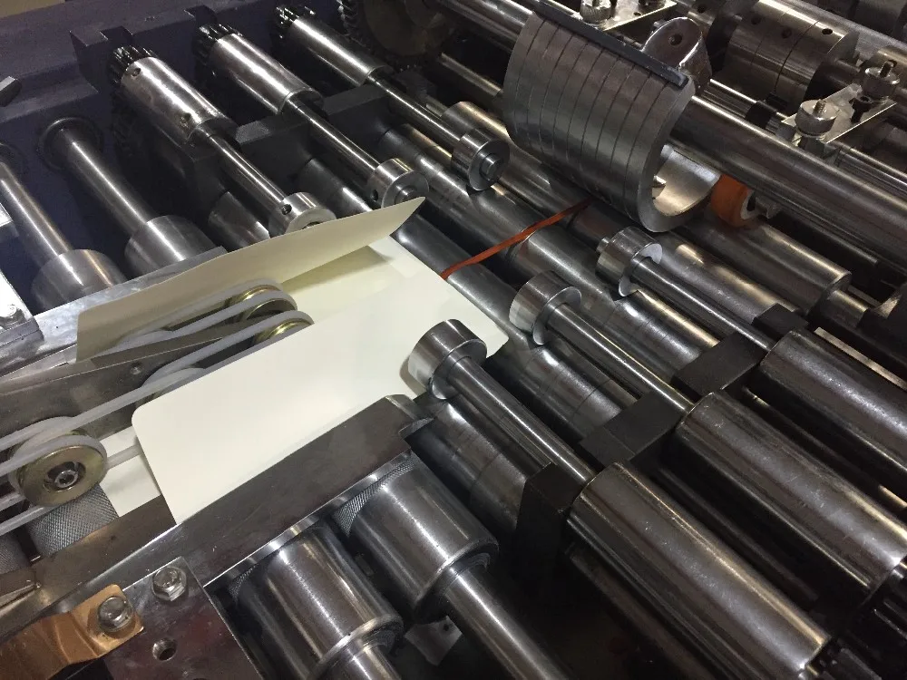 Full Automatic Multifuaction Envelope Making Machine - Buy Wallet ...