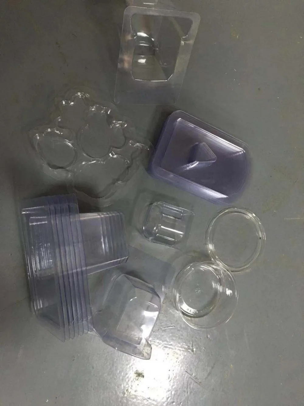 Vacuum Forming Machine - Buy Vacuum Forming Machine,Vacuum Forming ...