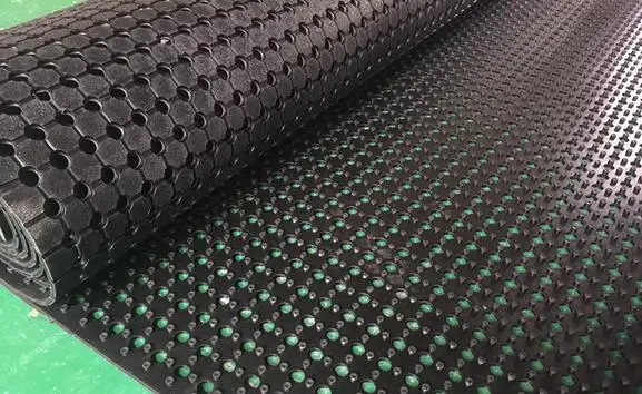 Nitrile Rubber Natural Rubber Anti Slip Truck Bed Rubber Mat - Buy ...
