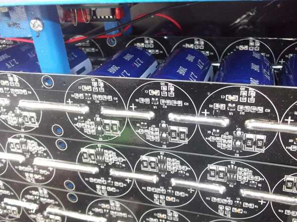 Ultracapacitor 3000F 2.7V - Reliable Power for Cars & Heavy Equipment