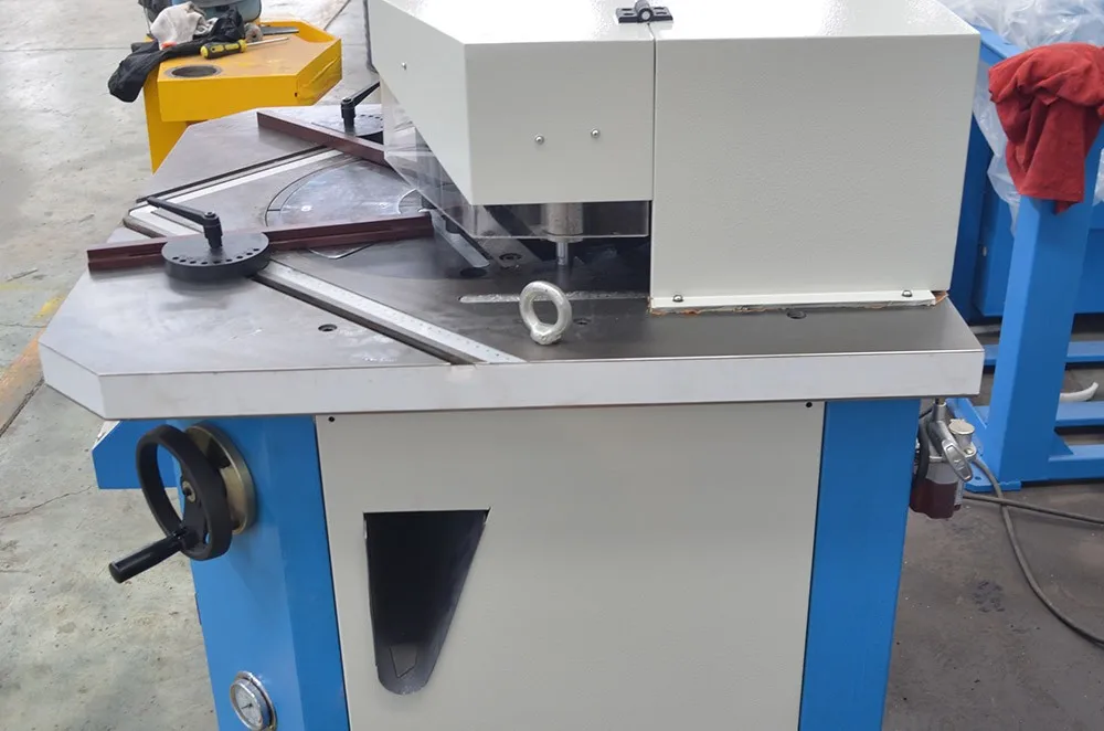 Qf28y Hydraulic Corner Notching Machine For Sale - Buy Notching Machine ...