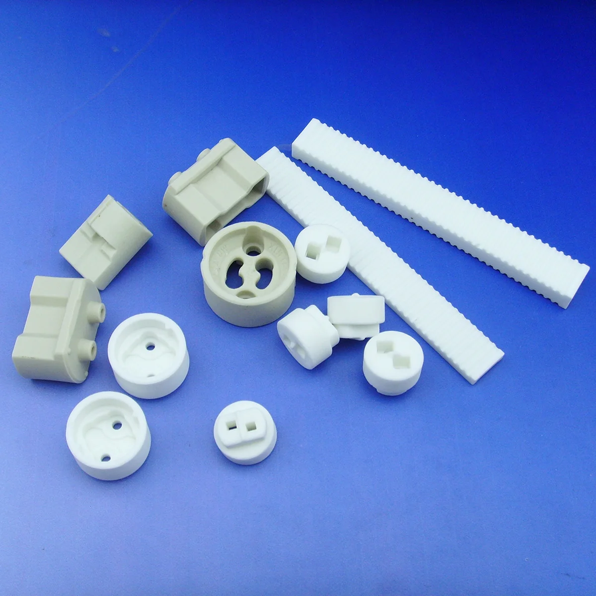 Steatite Ceramic Heating Elements - High Pressure Insulators