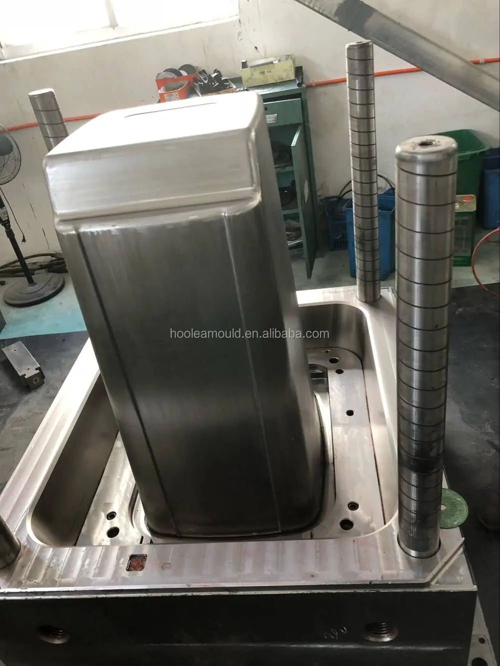 12 AH Injection Plastic Battery Container - Durable & Customized