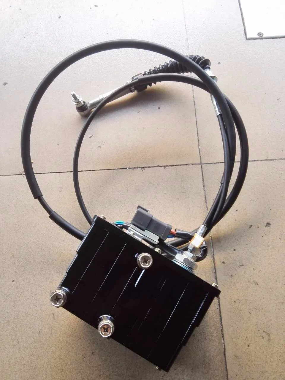 R225-9 R225-9s Excavator Parts Throttle Motor Governor Motor 21en-32360 ...