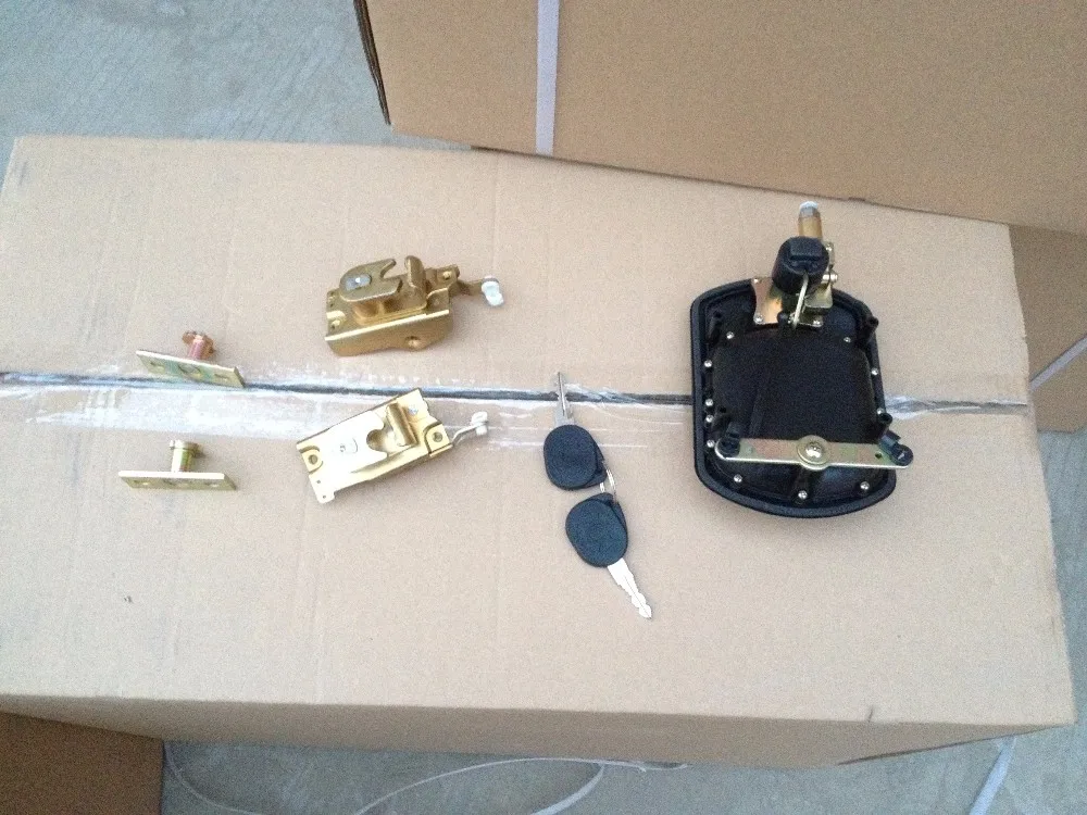 Bus Coach Parts Auto Lock Luggage Warehouse Door Lock For Marcopolo Bus ...