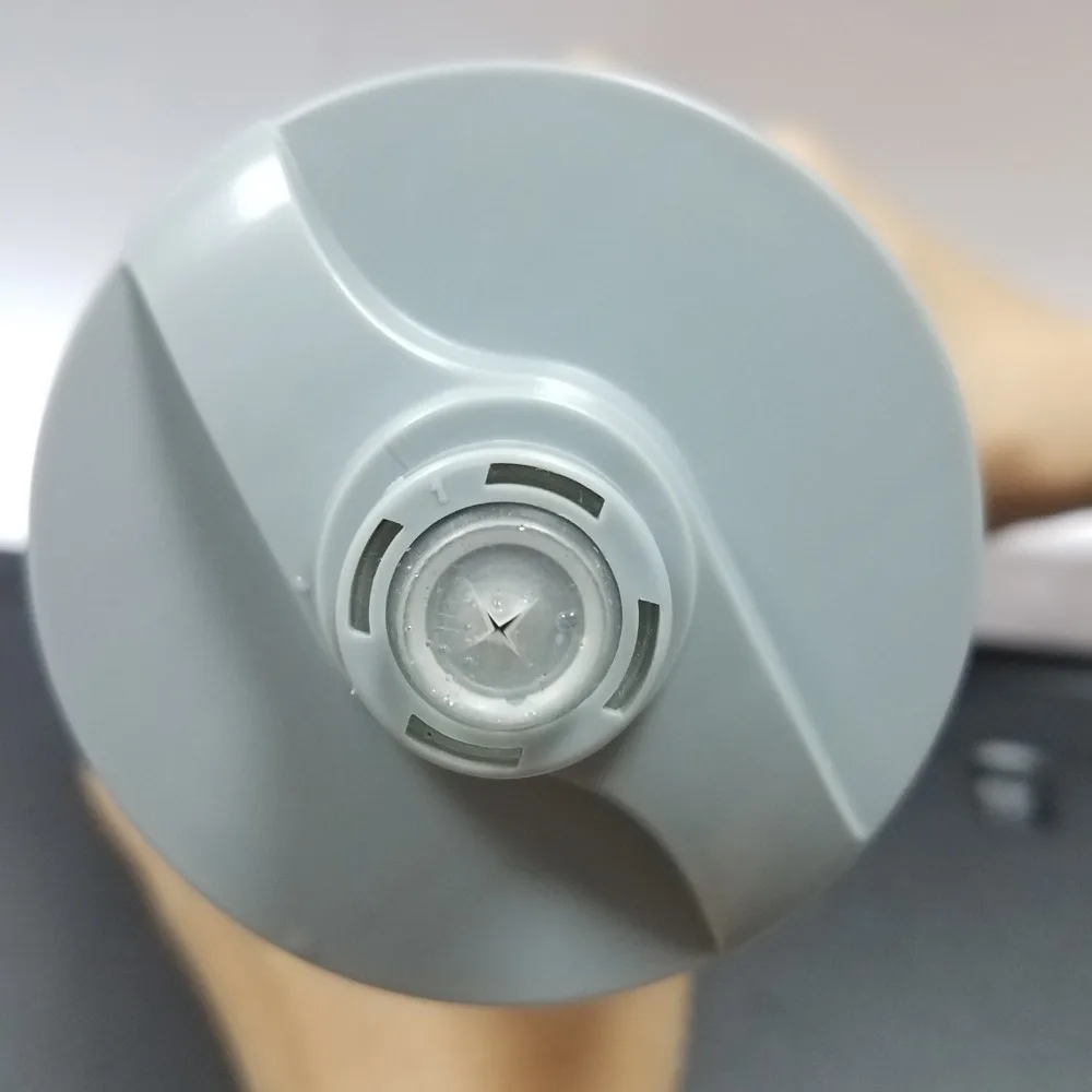 Rotation Water Bottles With Silicone Valves,Fda Approved And Flow ...