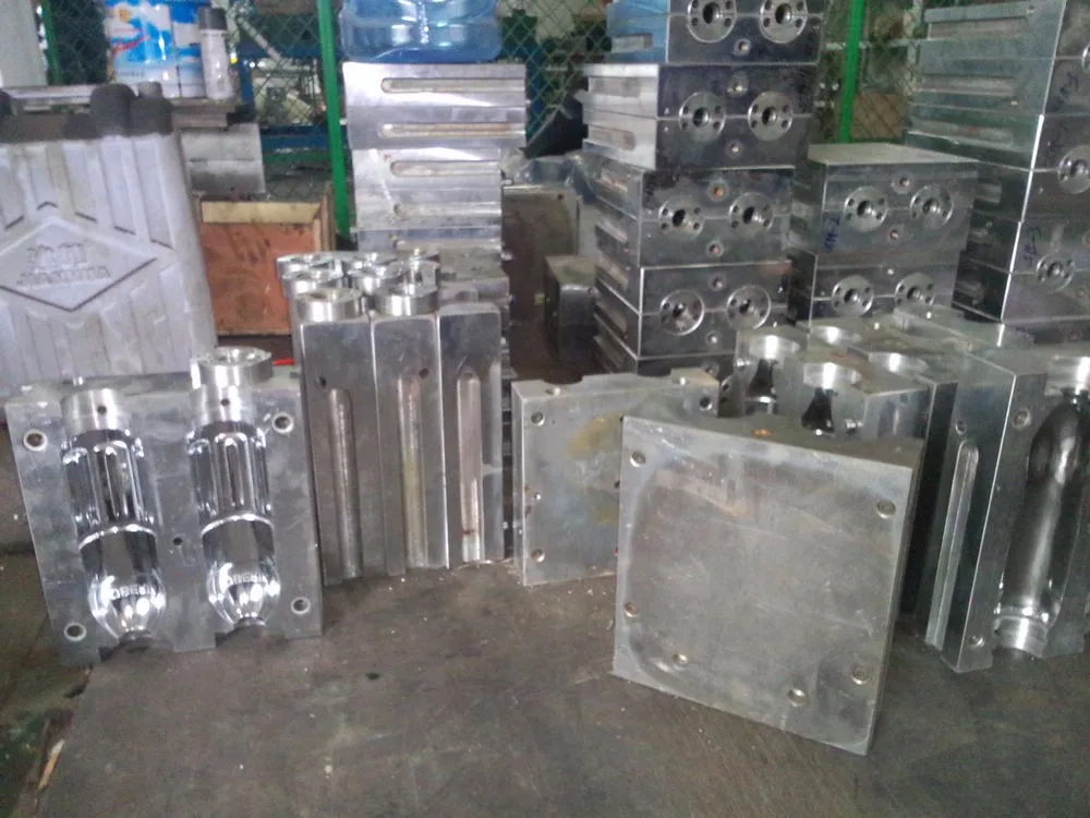 Molde Para Máquina De Botellas De Plástico - Buy Molde De Botella De ...