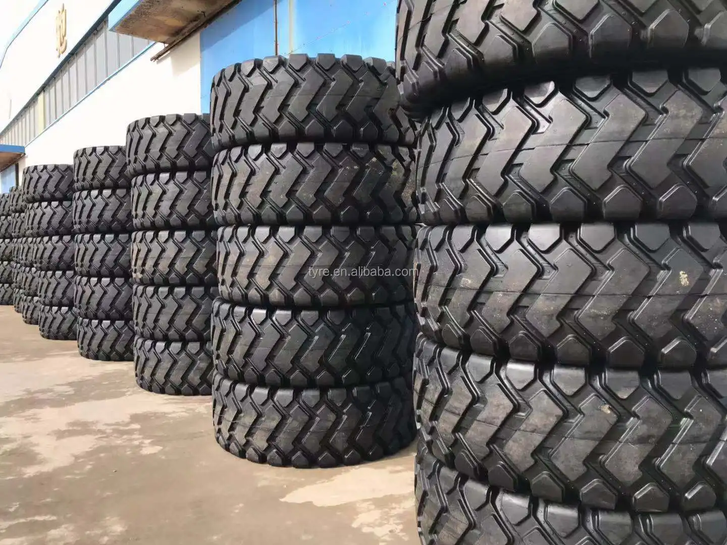 China Supplier Hilo Taisahn Otr Tire 23.5-25 Pneu Otr 26.5-25 13.5r25 2100r35 2400r35 600/65r25 ...