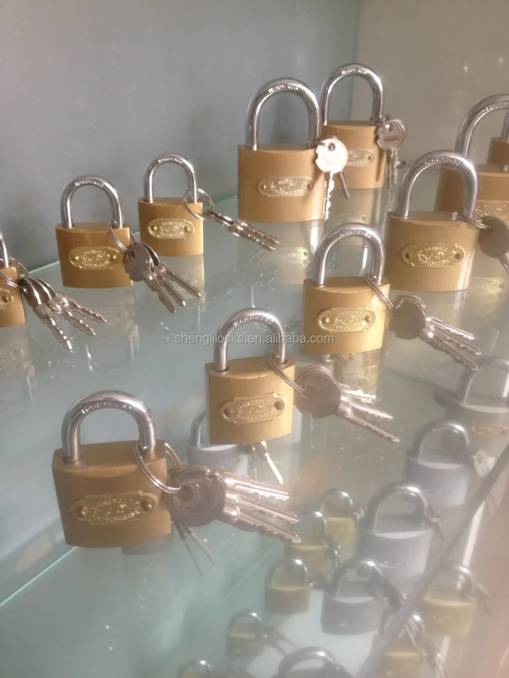 Cheap Brass Painted Pad Lock - Imitate Brass Atom Padlock