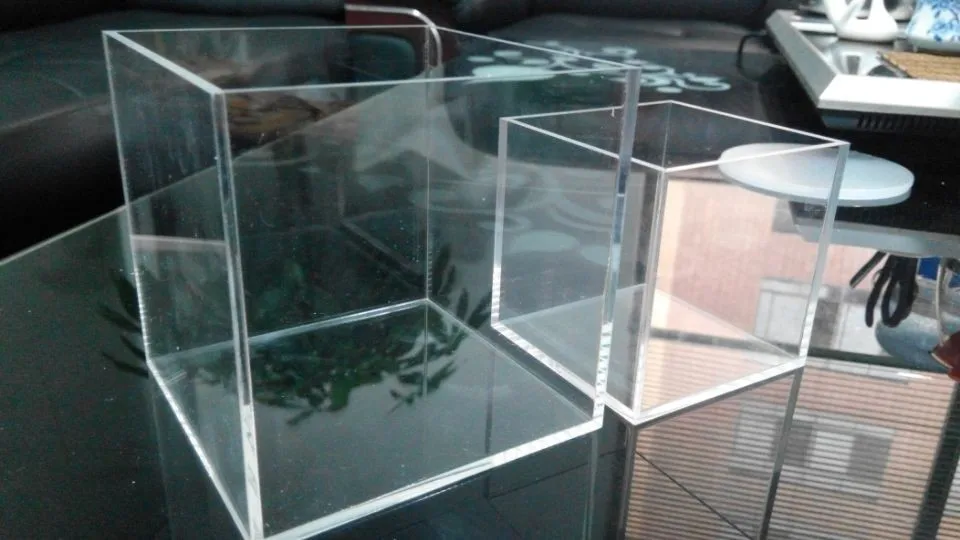 Wholesale Small Clear Acrylic/glass/ Plastic Display Box With Lock ...