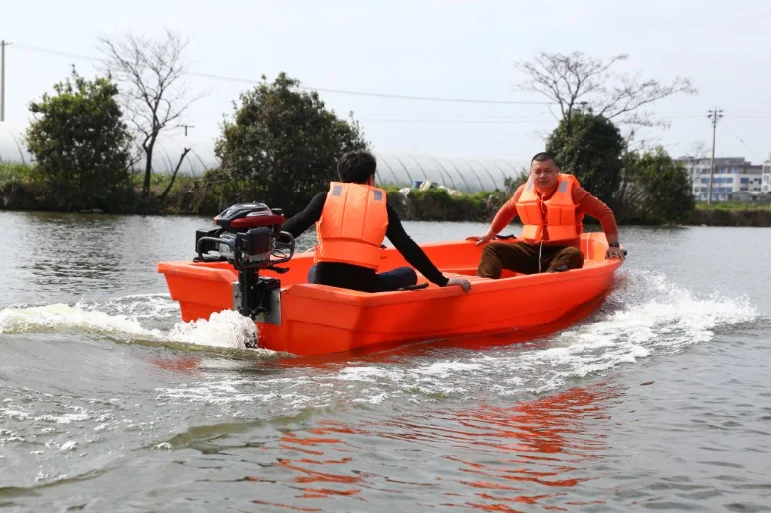 Customized Size and 3.9M Length Fishing PE Boat - Max Load 1250kg