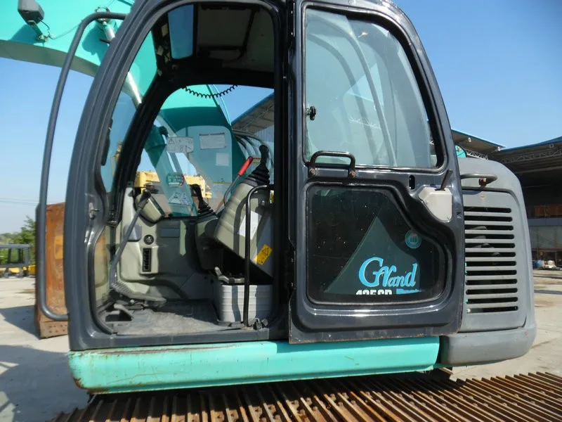 Used Kobelco Excavator SK135SR for Sale - High Power & Reliable