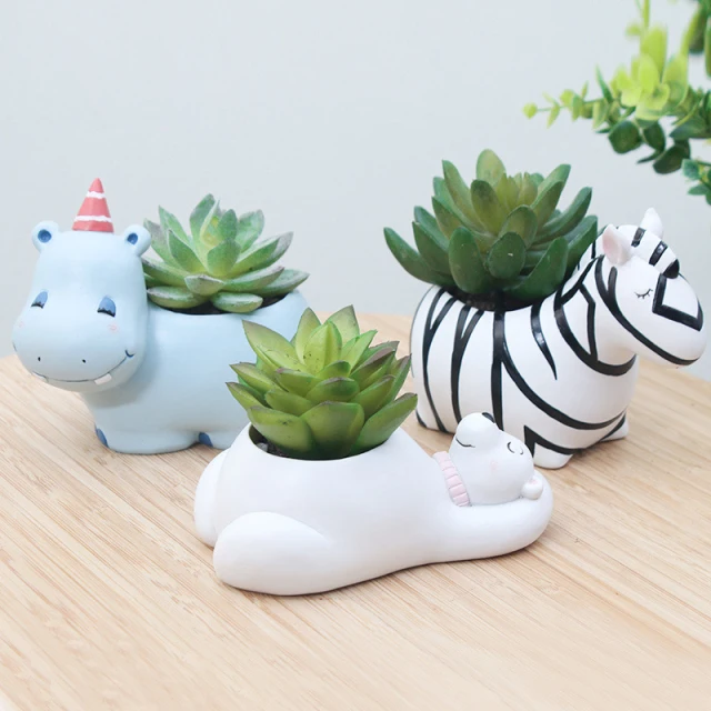 Roogo Home Resin Outdoor Mini Garden Desktop Succulent Green Plant ...