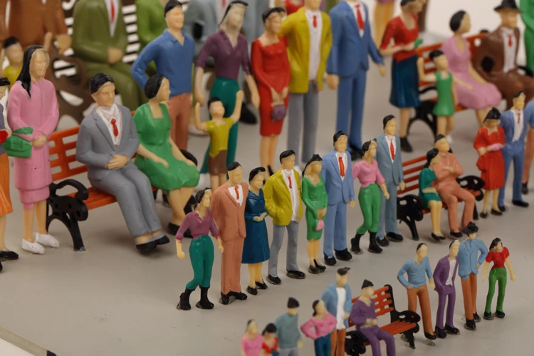 All Scale Architectural And Railway Plastic Miniature People - Buy ...