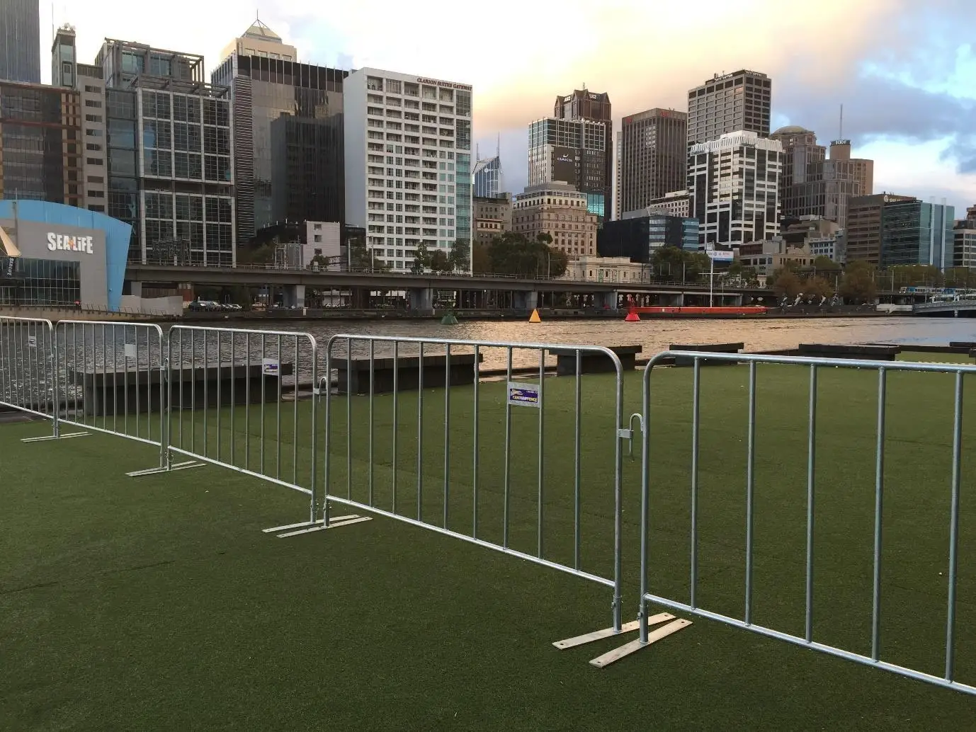 Durable Convenient Temporary Crowd Control Barrier For Sale - Buy Crowd ...