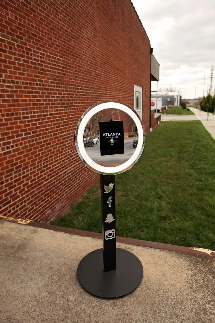 Adjustable Selfie Smart Mirror Hd Brightness Ipad Magic Mirror Photo ...