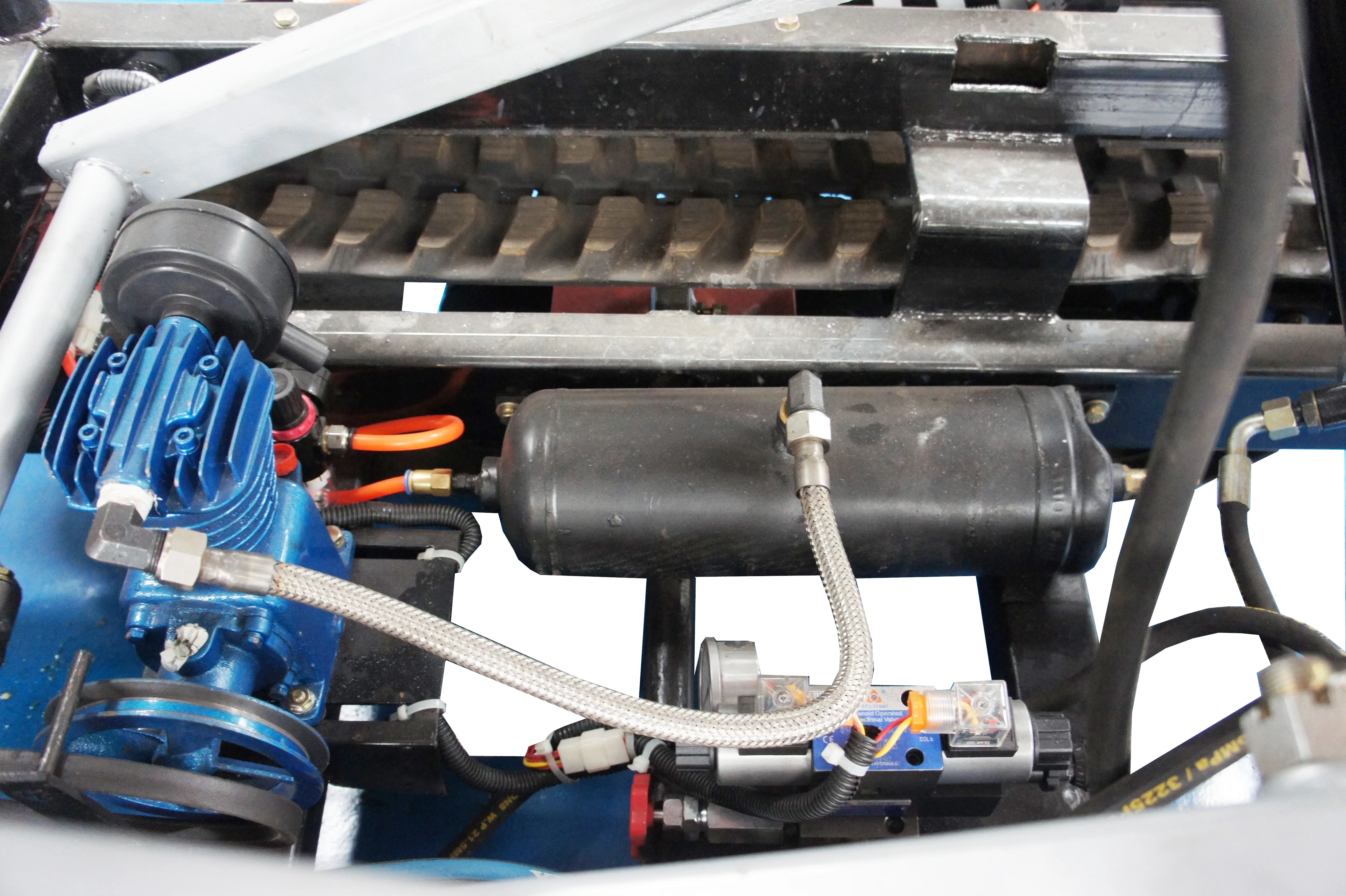 Orchard Picker Fruit Picking Machine - Efficient & Durable