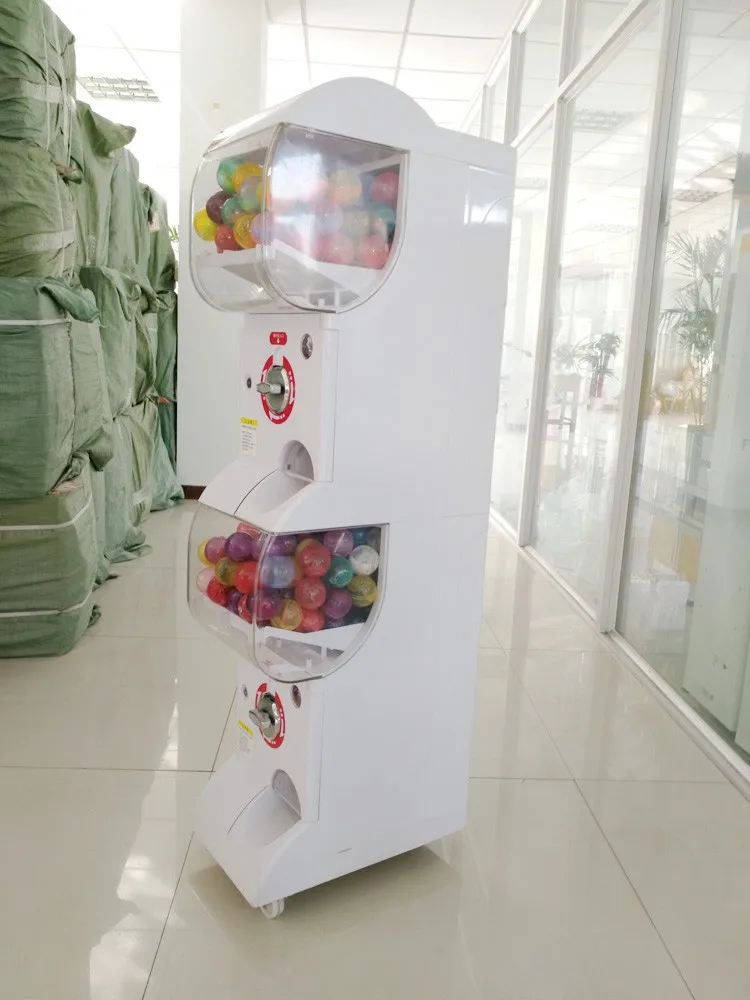 Tommy Gacha Gashapon Vending Machine - Fun & Collectibles