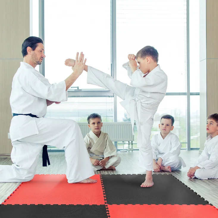 Karate Mat - Reversible Interlocking Tiles for Training