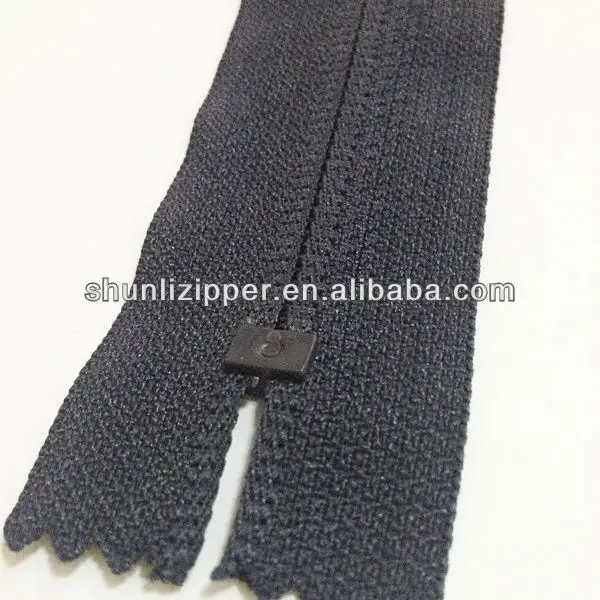 Hot Sale Low Price 3# C/e Nylon Reversed Zipper With Semi A/l Slider ...