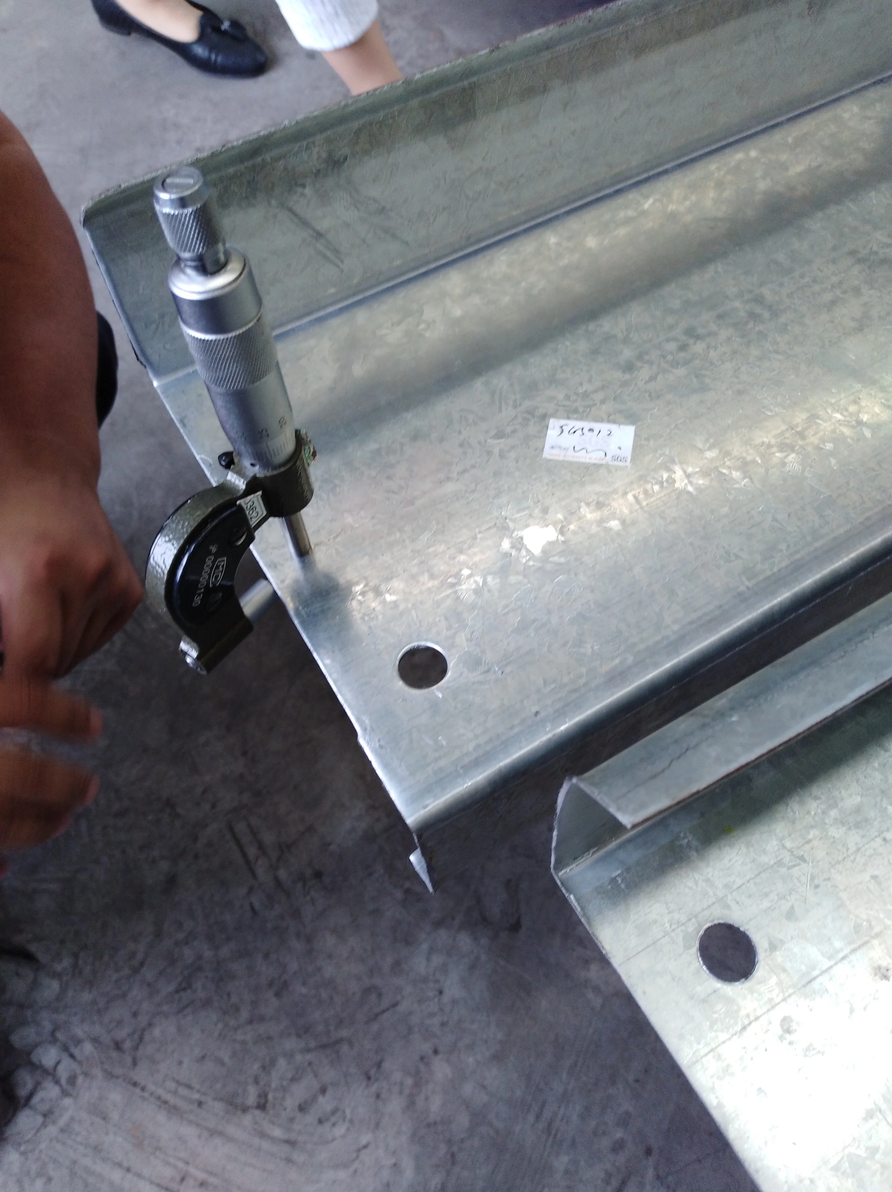 Cold Rolled Galvanized Steel Z Purlin Specification