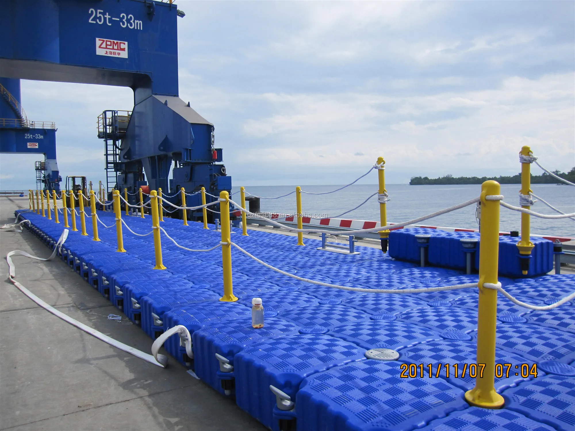 Modular Floating Platform Dock System for Pumps & Walkways