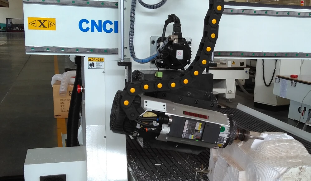 Italy 9kw Hsd Spindle Taiwan Syntec 6mb Loading And Unloading Machining ...