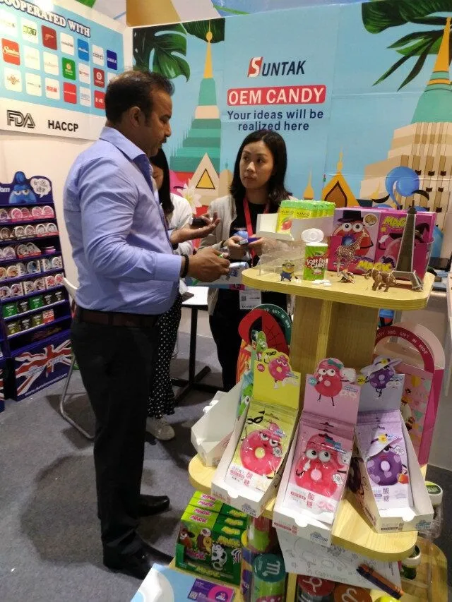 Sour Candy Vitamin C Tablets Hard Candy Mints In Bag Packing Glucose ...