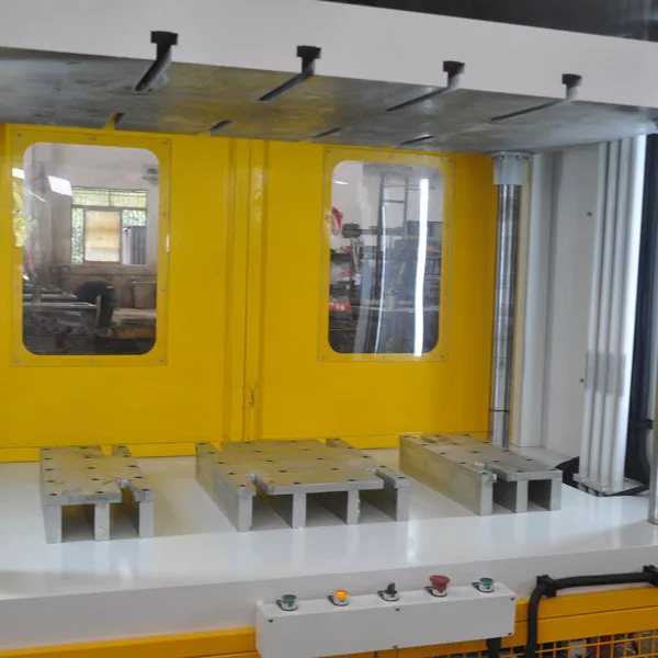 Composite Vacuum Pneumatic Compression Machine For Foam - Buy Pneumatic ...