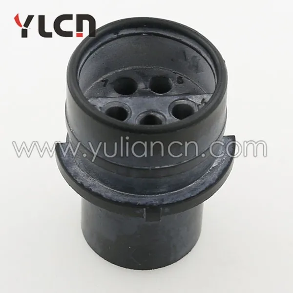 Male 6 Pin ITT Cannon Plug SS5-7P - Reliable Auto Connector